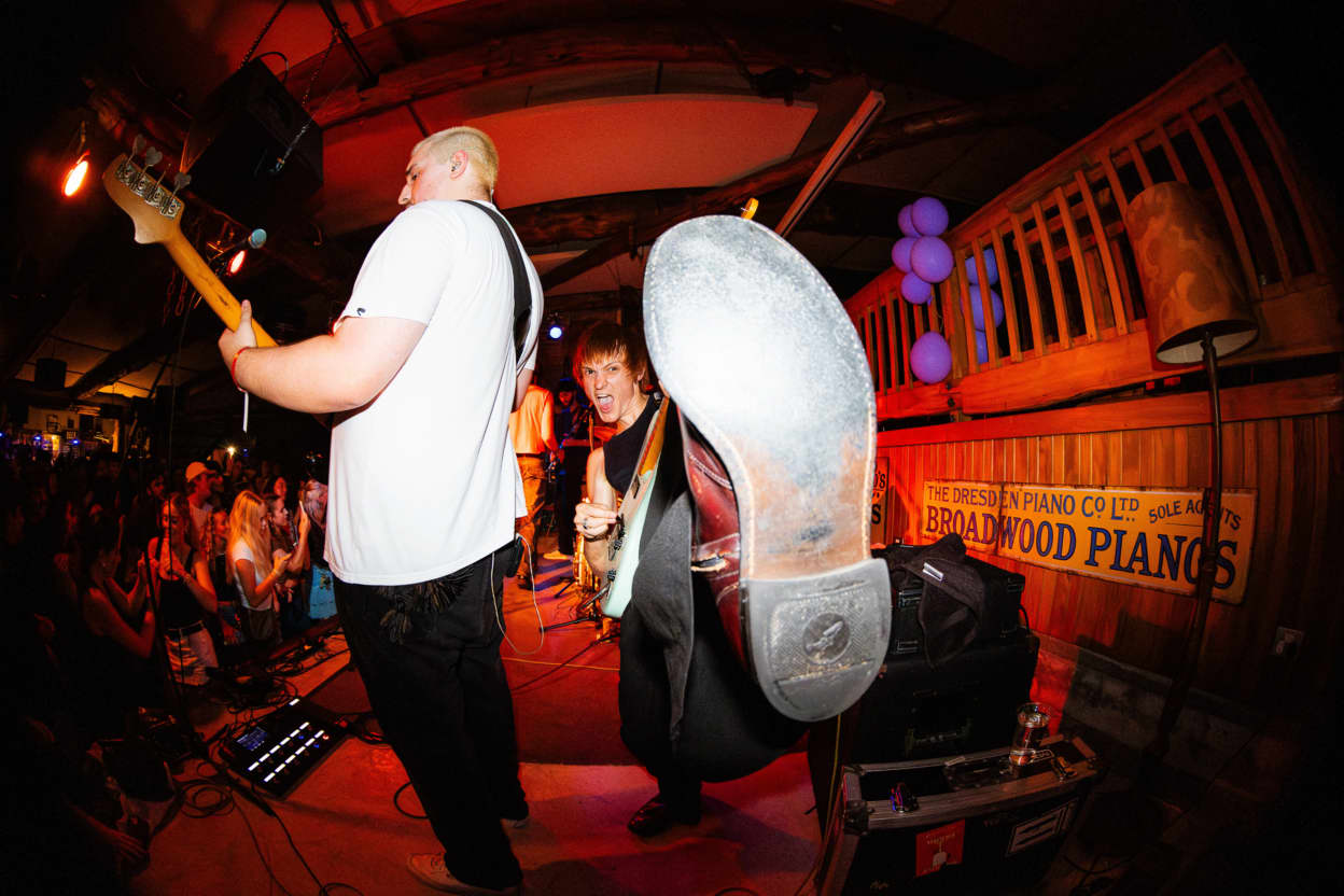 Edgy, raw: New Zealand musicians captured live | RNZ
