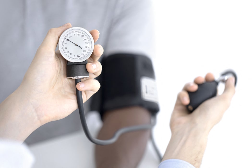 Julian Paton: Blood pressure and links to dementia | RNZ