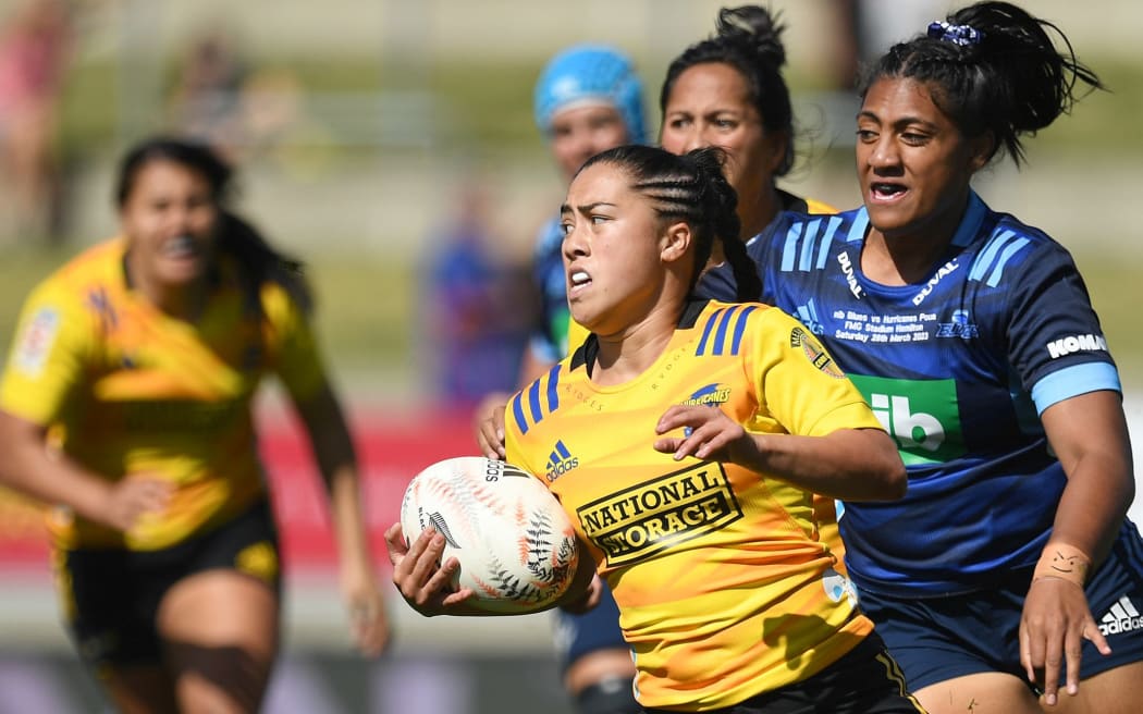Roos to become youngest ever Black Ferns captain | RNZ News