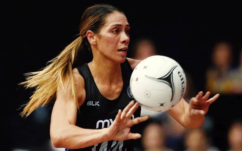 Form slump continues for Silver Ferns against Jamaica | RNZ
