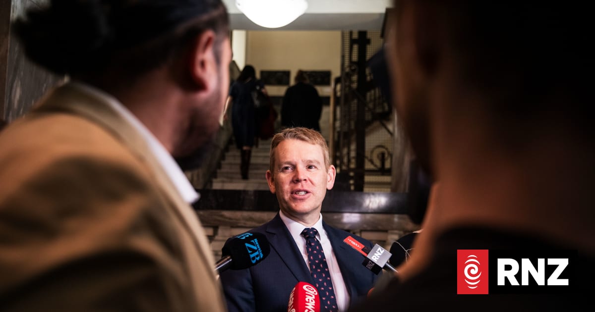 Labour's Chris Hipkins stands by initial Covid response, but admits ...