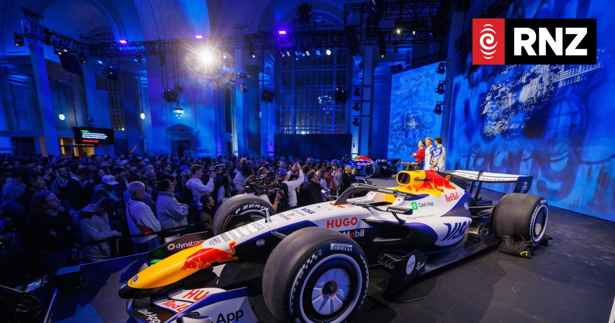 'Very, very different': Liam Lawson on his new car | RNZ News