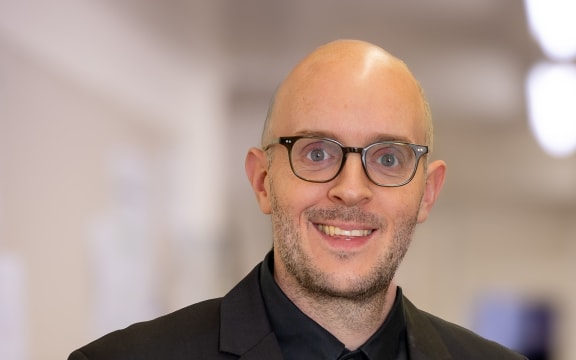 Auckland Philharmonia farewells Andrew Beer and welcomes Max Tan | RNZ