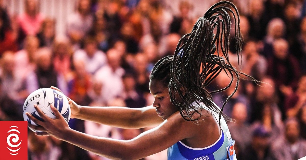 Prodigy clips Silver Ferns' ticket with last ditch yo-yo bid | RNZ News