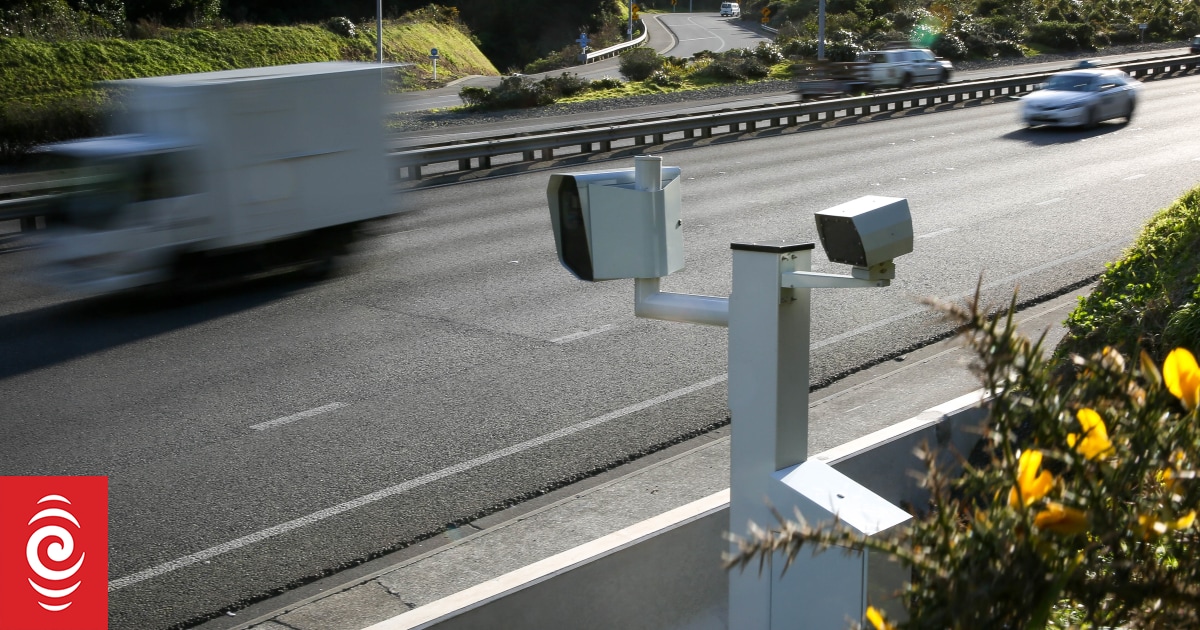 Motorists to face two agencies tracking their speed | RNZ News