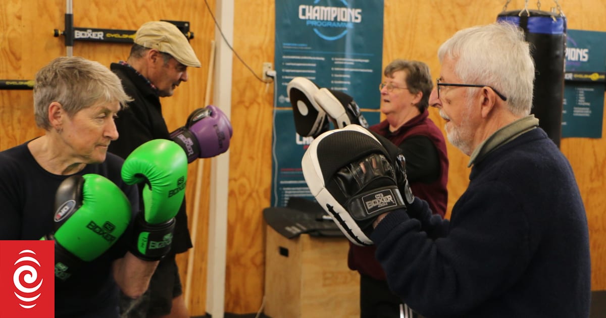 Counterpunch: The club of boxers fighting off Parkinson's | RNZ
