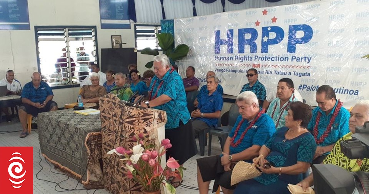 Ex-PM of Samoa issues informal apology over court attacks | RNZ News