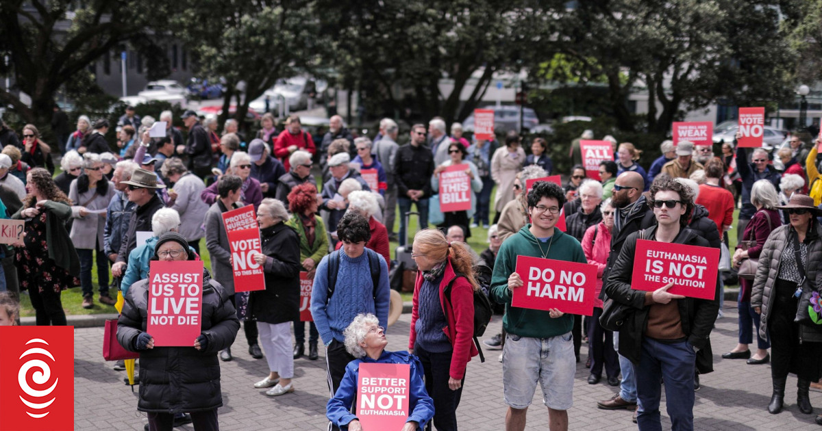 Final debate on euthanasia bill underway in Parliament | RNZ