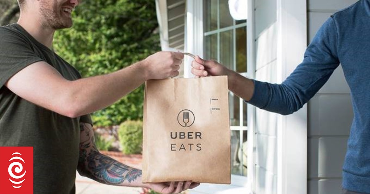 Uber Eats alcohol delivery: Former driver on new service | RNZ