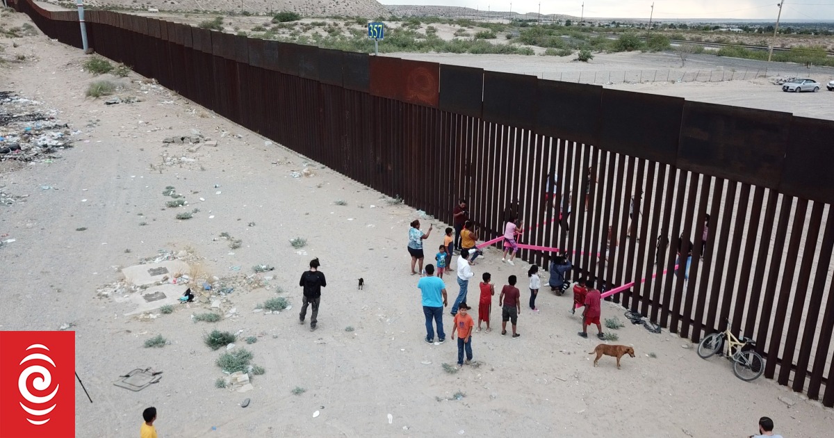 Biden approves new section of border wall as Mexico crossings rise | RNZ News