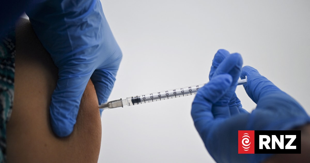Deaths of two people after receiving Covid-19 vaccine reported to CARM ...