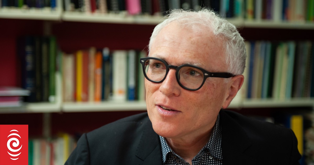 How to avoid a Covid Christmas? Professor Michael Baker answers your ...