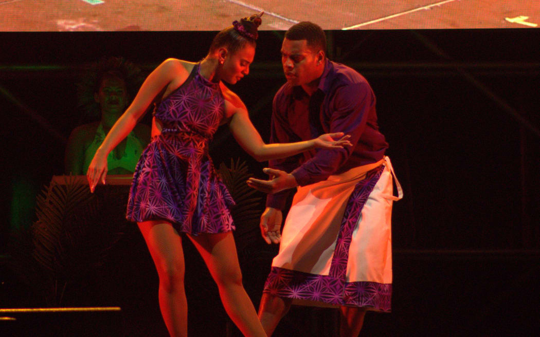Fijian Flying Circus wows New Zealand crowd in debut tour | RNZ News
