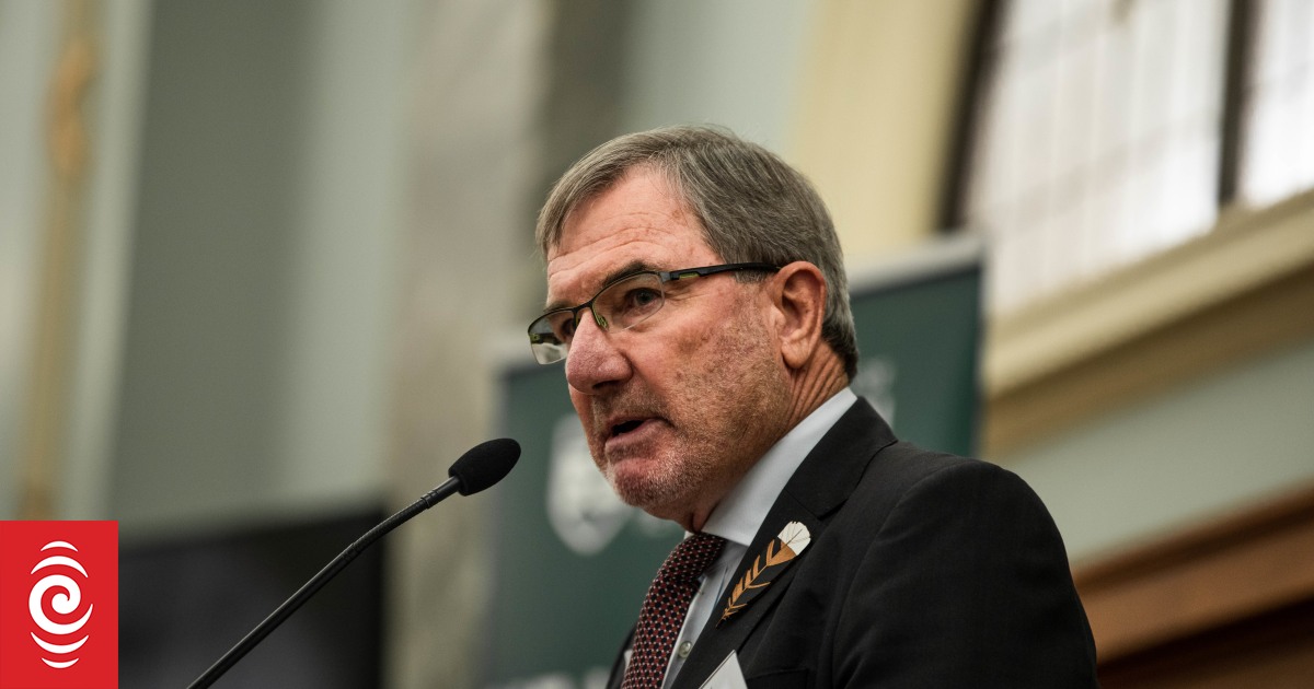 'Doubling administration': Experts warn over work rights for migrants ...