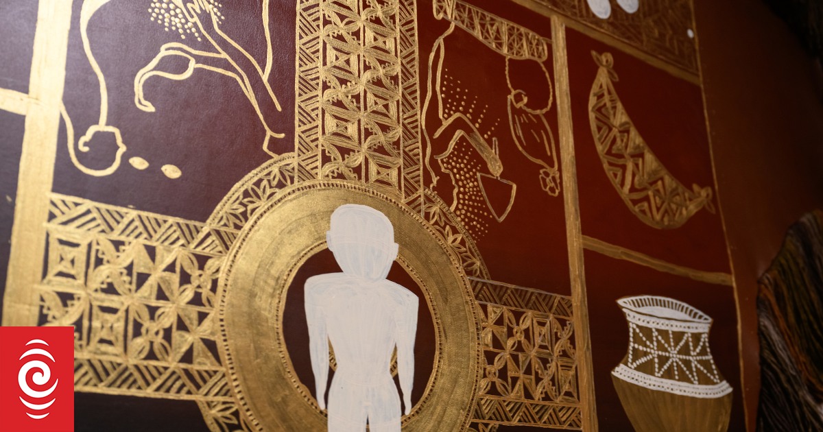 Manu Vaea: the spiritual and mundane in being fakaleitī - Tongan third ...