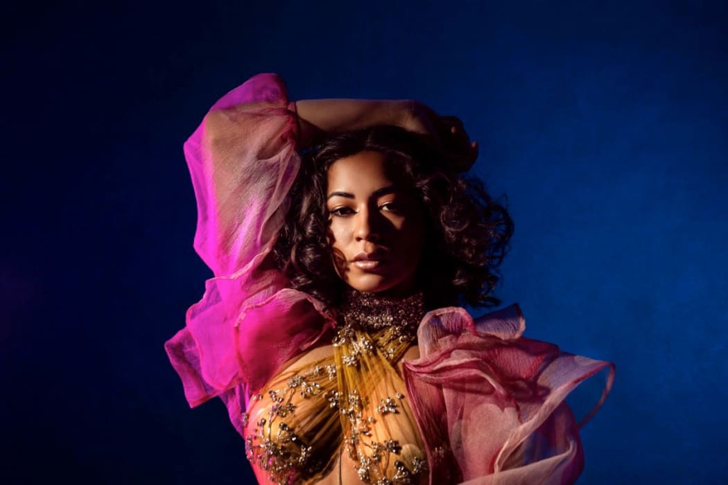 The Sampler: Team Dynamite, Lou'ana, Miles Calder | RNZ