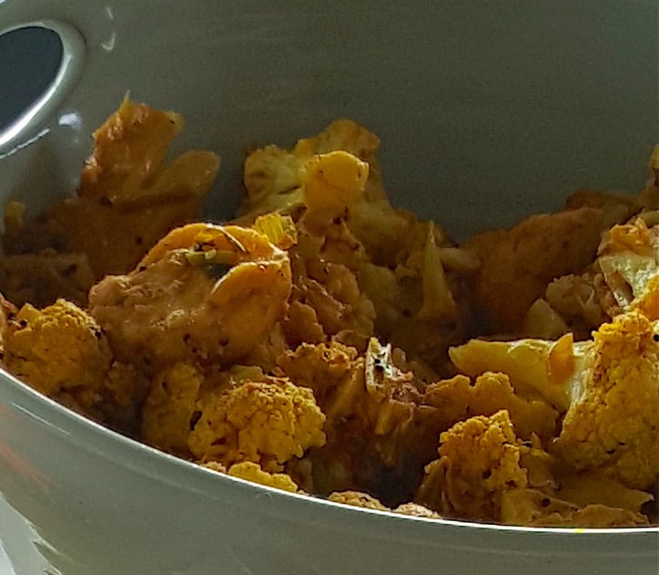 Julie Biuso's Cauliflower and Potato Curry | RNZ