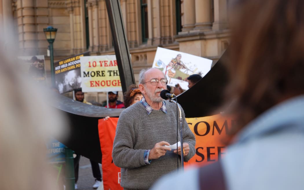 Witness to brutal murder in Manus detention centre fights on for ...