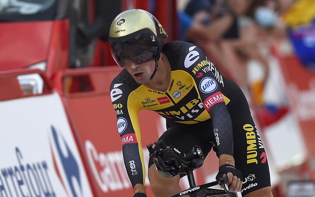 Roglic poised for maiden Giro d'Italia crown | RNZ News