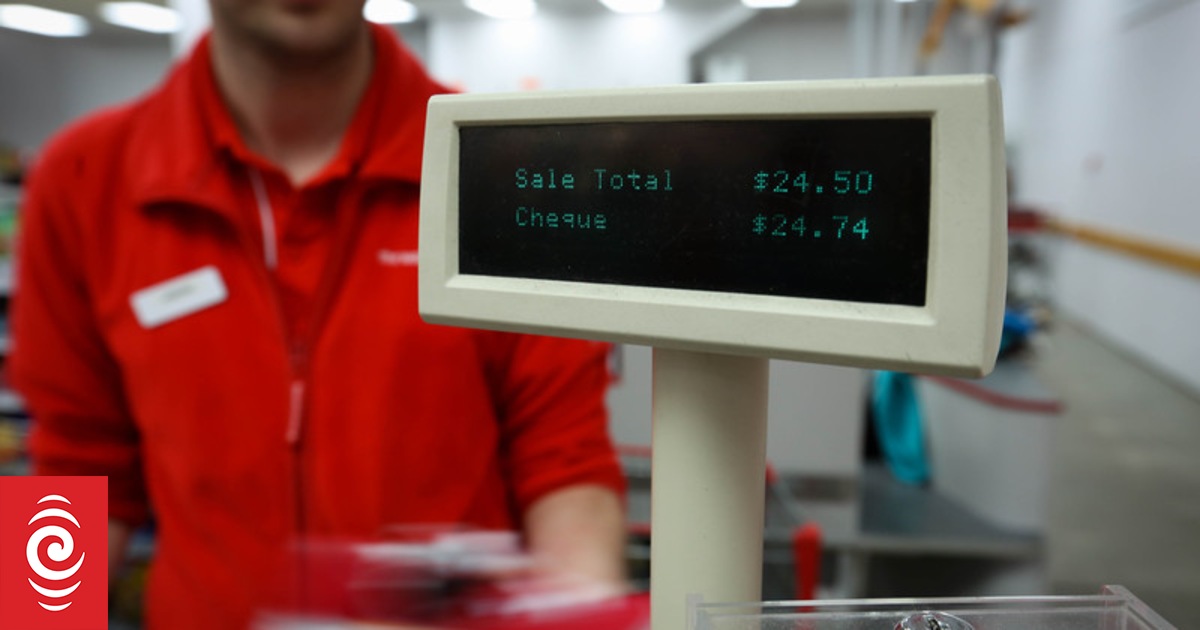 Warehouse names Sears man as new CEO | RNZ News