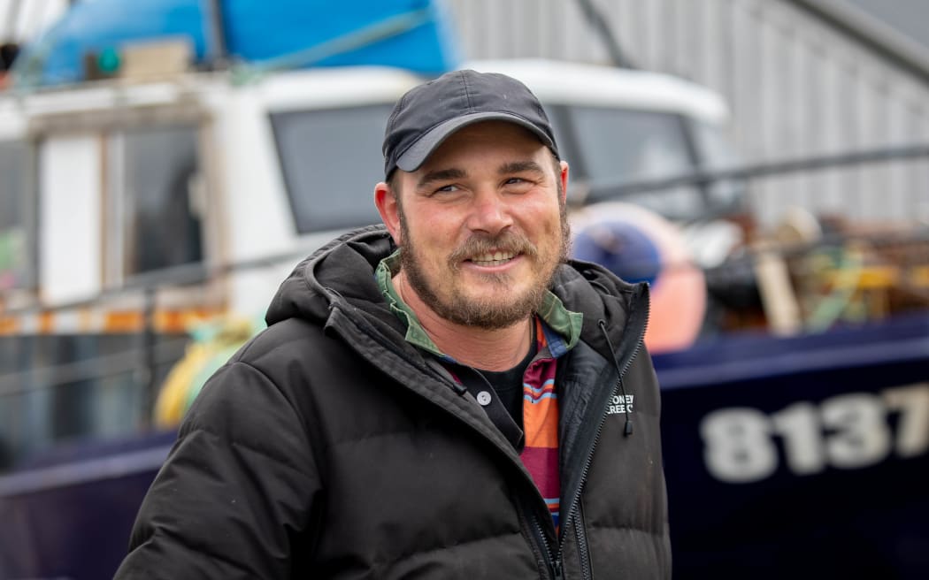 Officials want Stewart Island solar powered by Christmas in face of ...
