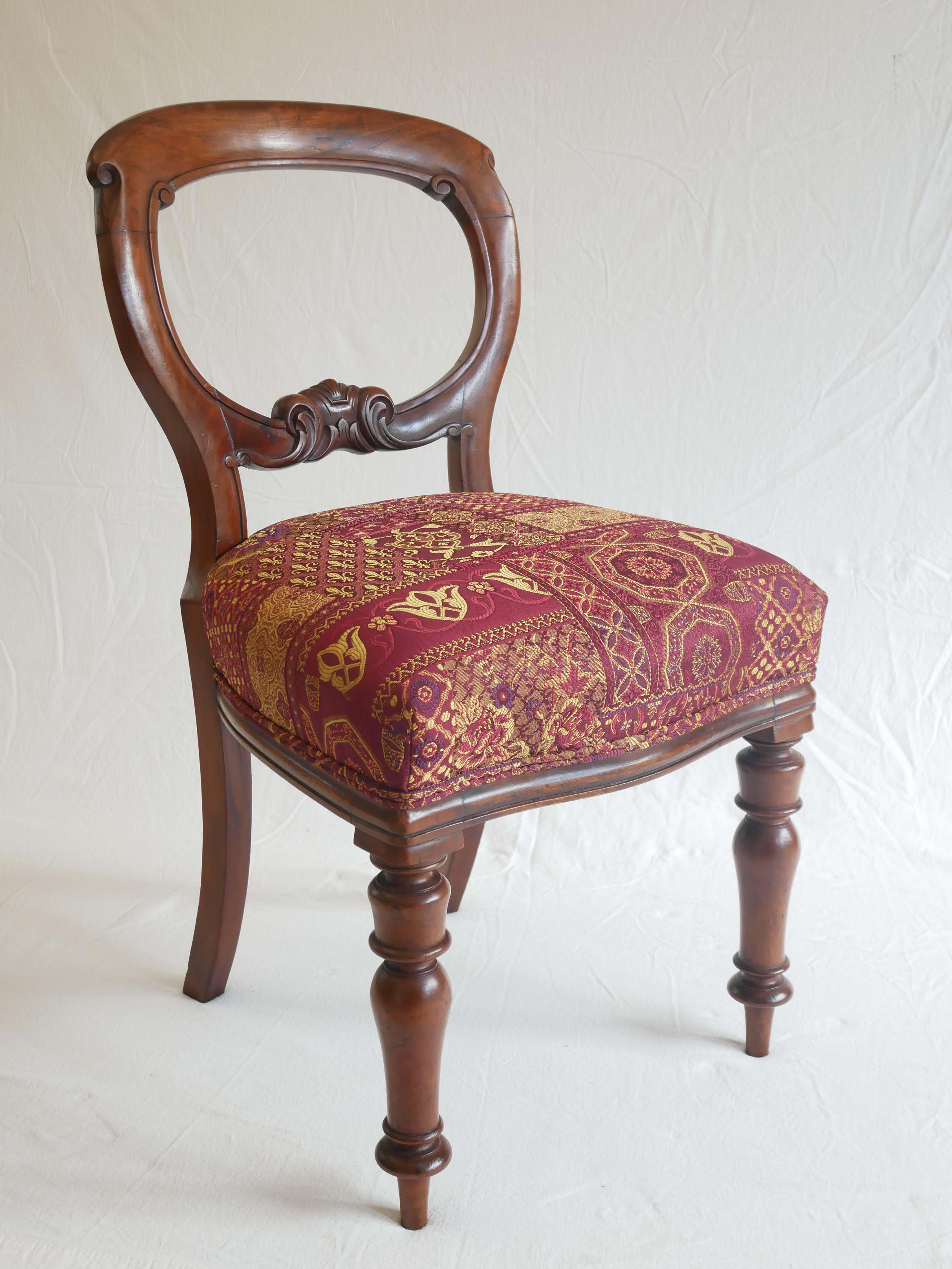 William Cottrell's chairs | A Gallery from Afternoons | RNZ National