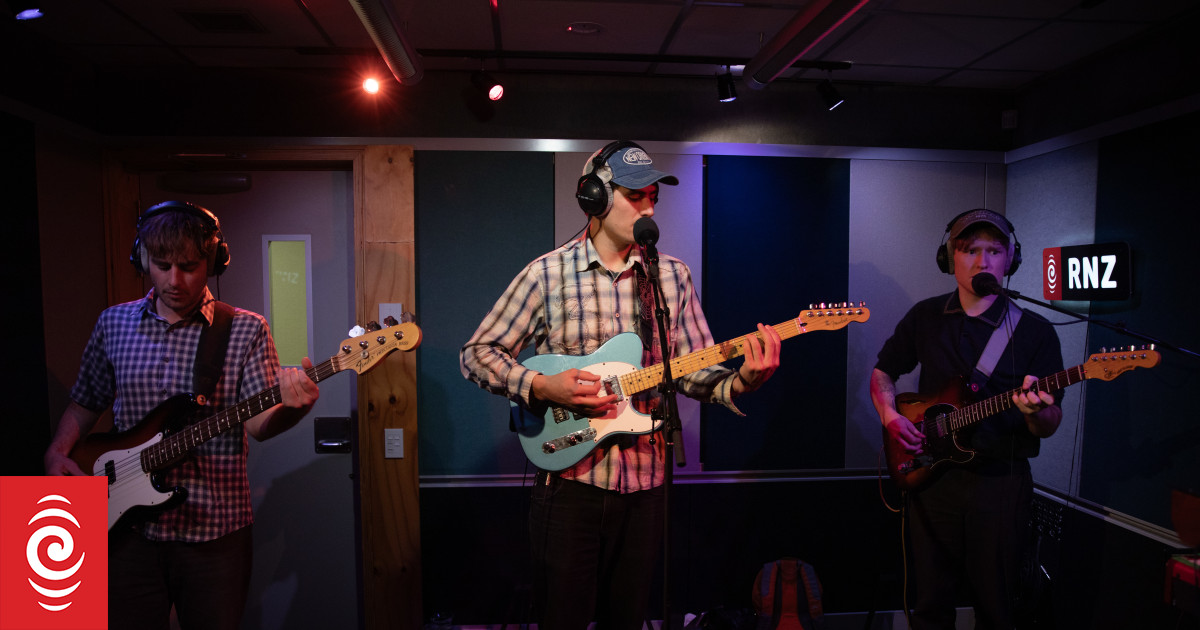 Music 101: Charlotte Ryan | RNZ