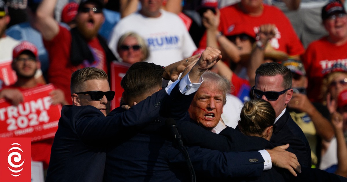 Sniper shot Trump gunman's weapon and delayed him - report | RNZ News