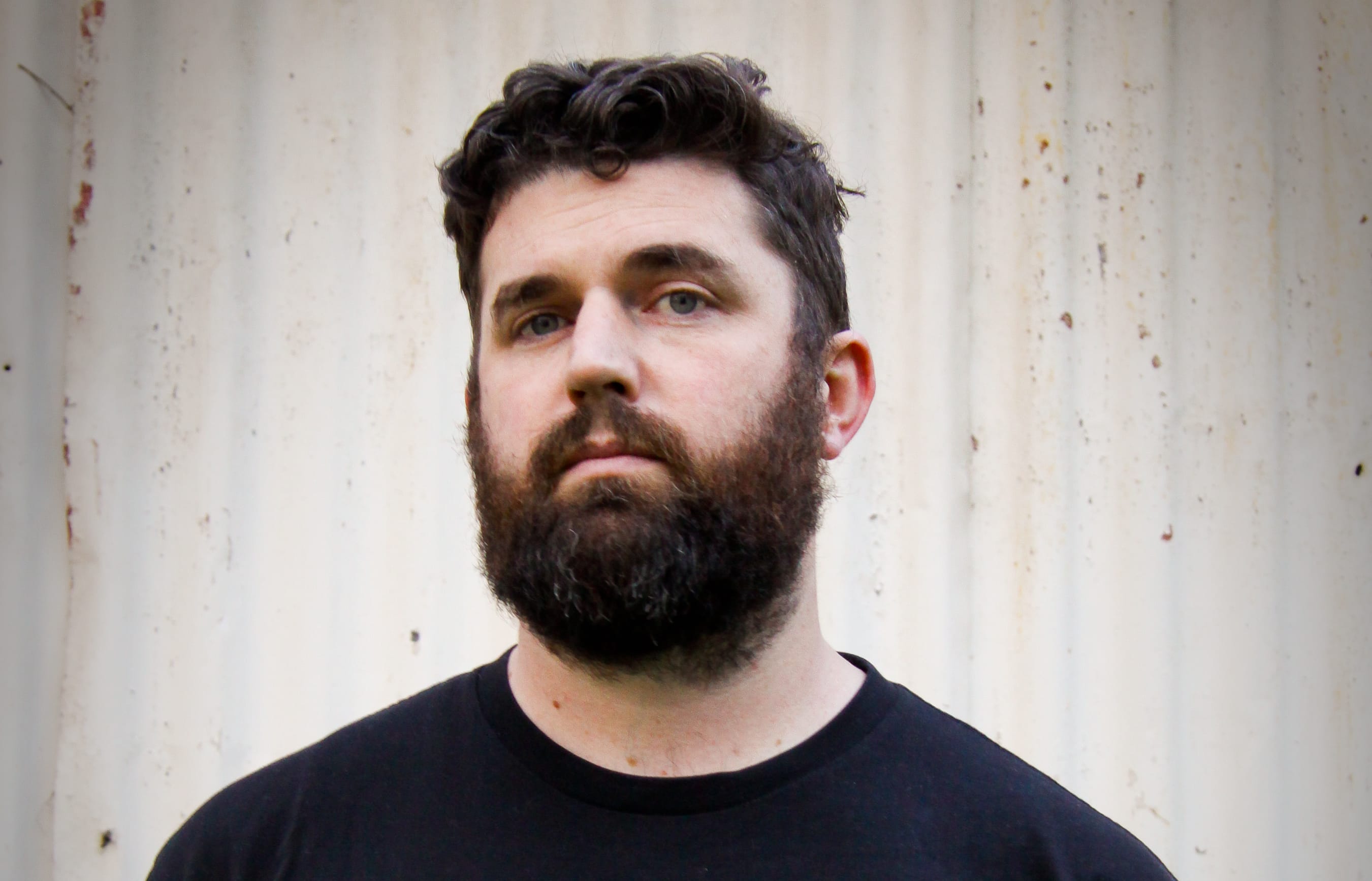 Toby Morris: the cartoonist who is Dad Man Walking | RNZ