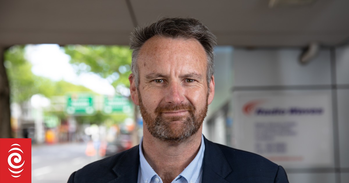Bernard Hickey on Hipkins killing wealth tax in Budget | RNZ