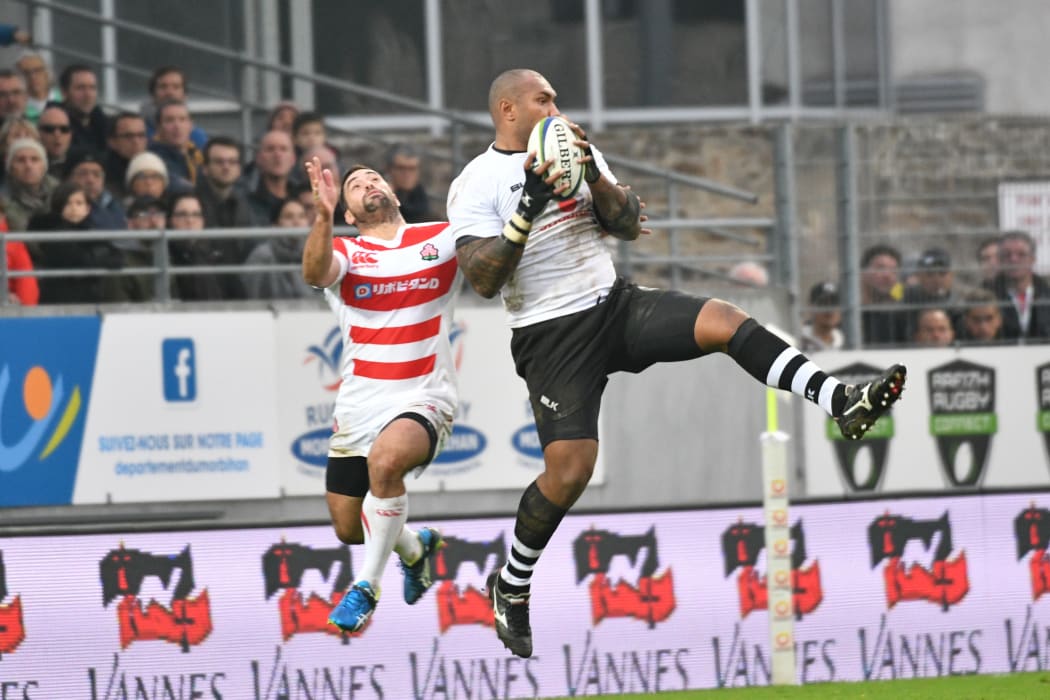 Sport: Fiji wingers Nadolo, Nagusa retire from test rugby | RNZ News