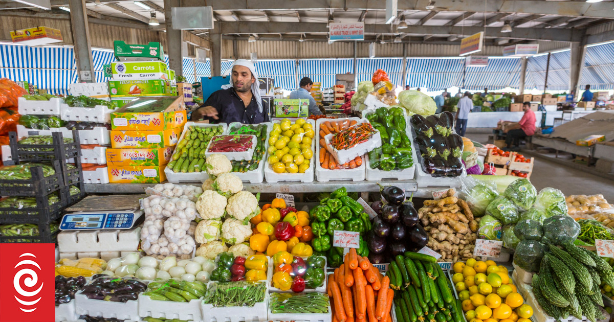 Cook Islands healthy lifestyle message starts to get through | RNZ News