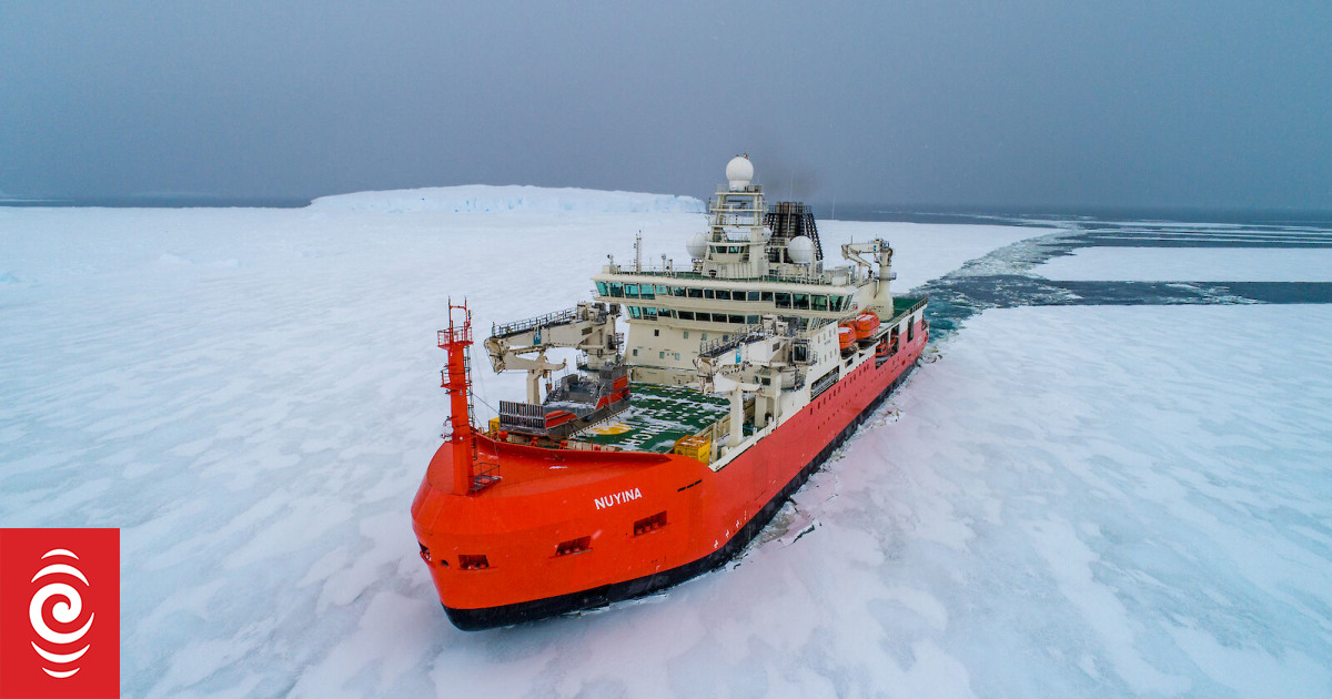 Australia launches mission to rescue Antarctic researcher | RNZ News