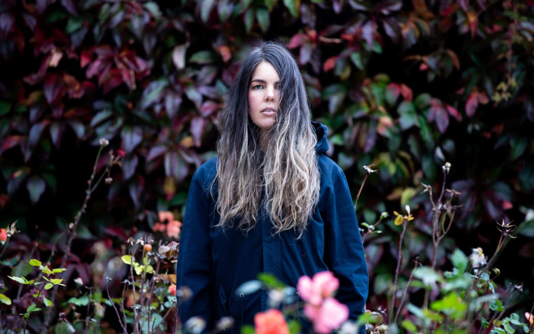 'Desert Dove' by Holly Arrowsmith wins APRA Best Country Music Song ...