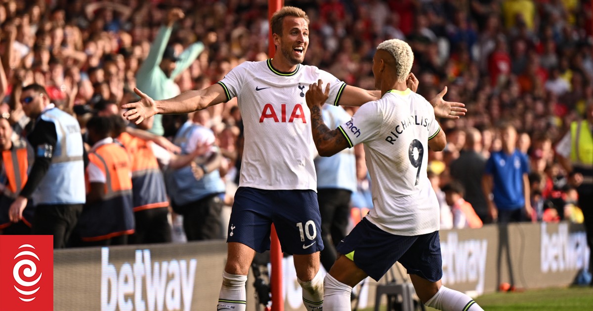 Harry Kane brace seals Tottenham win | RNZ News