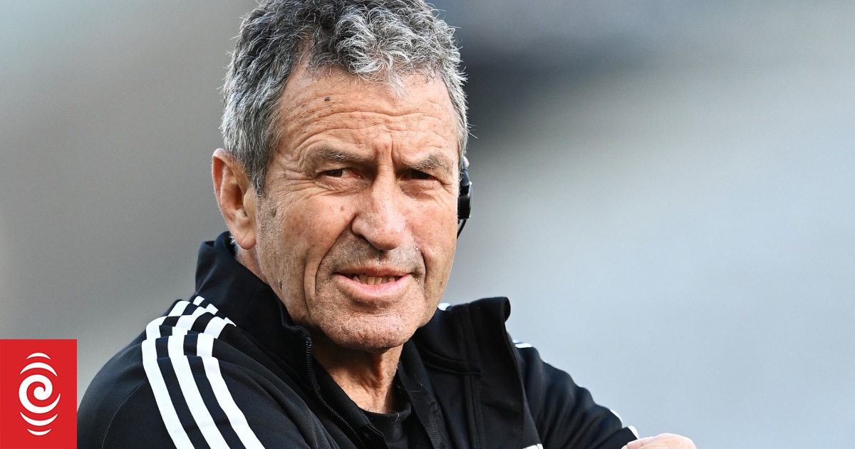 Wayne Smith: Knighted for services to rugby | RNZ