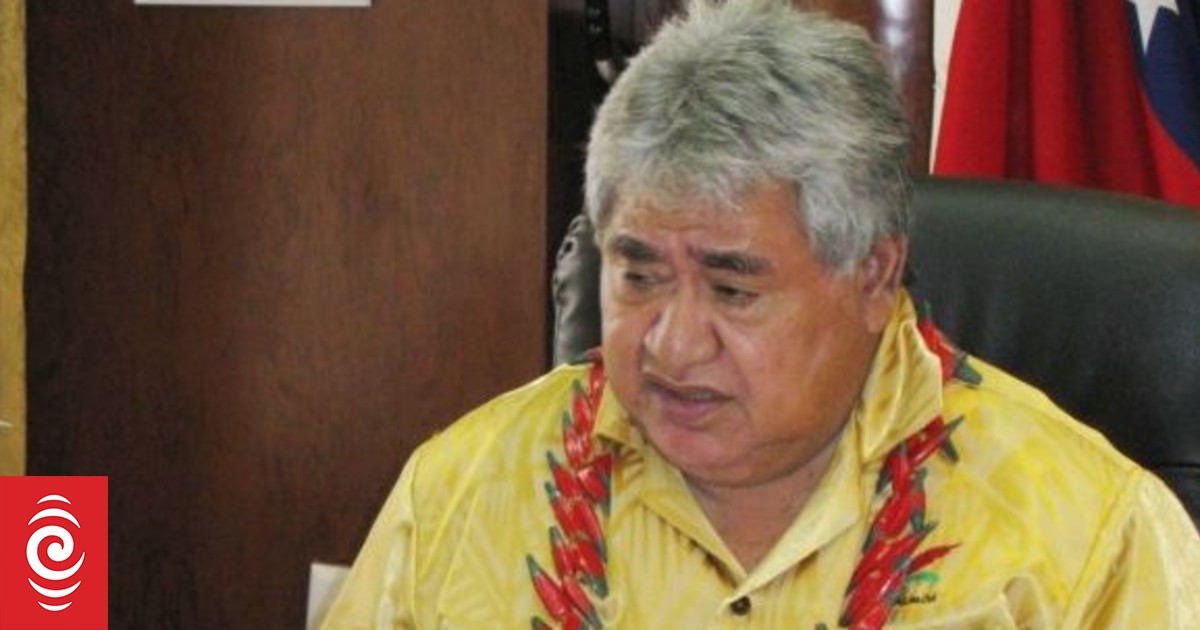 Samoa's PM issues challenge for more Savai'i flights | RNZ News