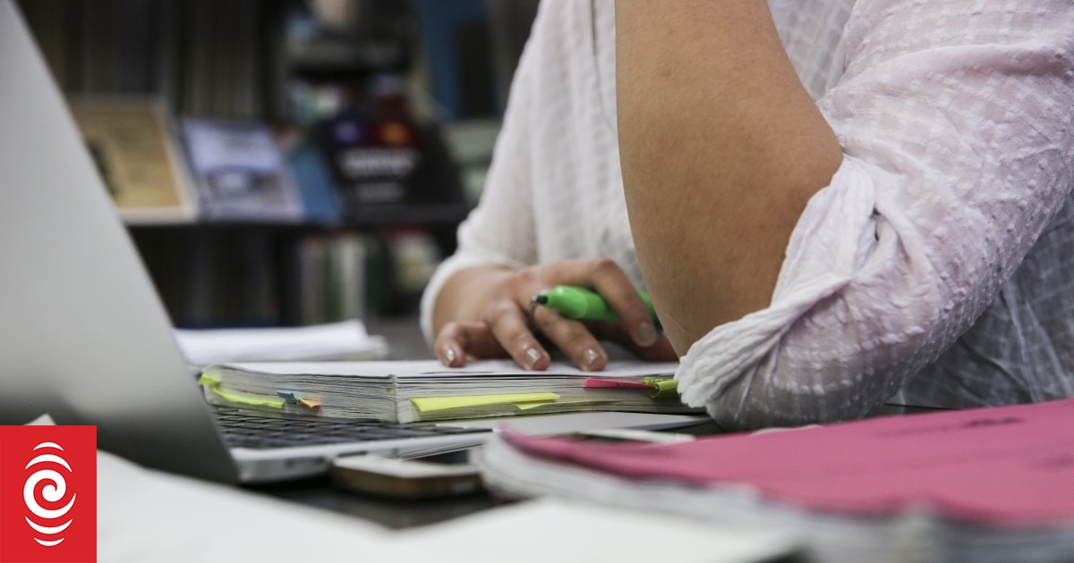 Covid-19: Schools expect to run catch-up classes | RNZ News