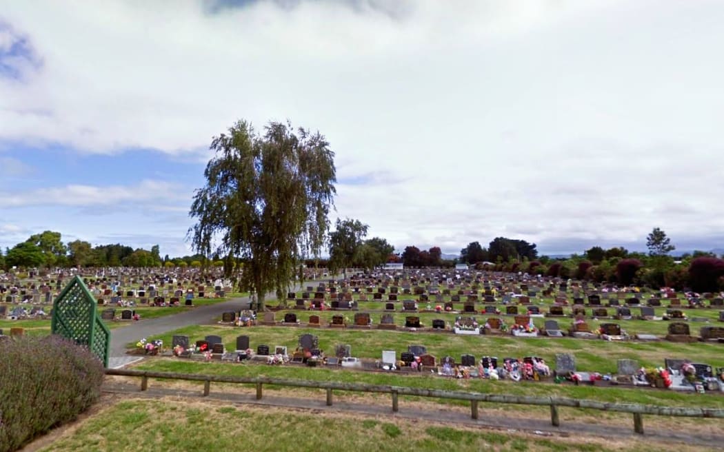 Headstones damaged after car rolls onto Gisborne cemetery | RNZ News
