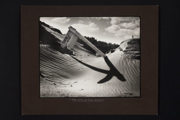 Pioneering Kiwi nature photographer Olaf Petersen | RNZ