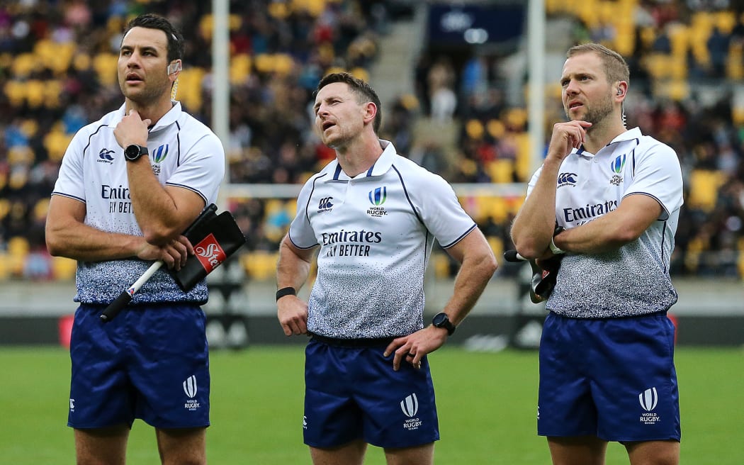 O'Keeffe, Gardner to referee Rugby World Cup semi-finals | RNZ News