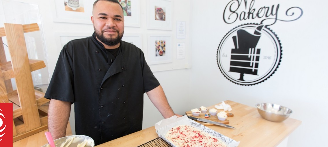 Niuafe Malupo: cake maker extraordinaire | RNZ