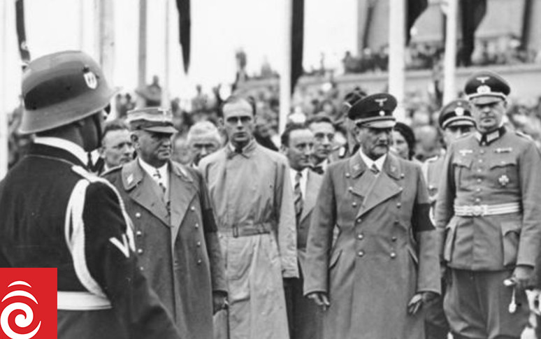 Robert Harris: Chamberlain wasn't 'completely naïve' | RNZ