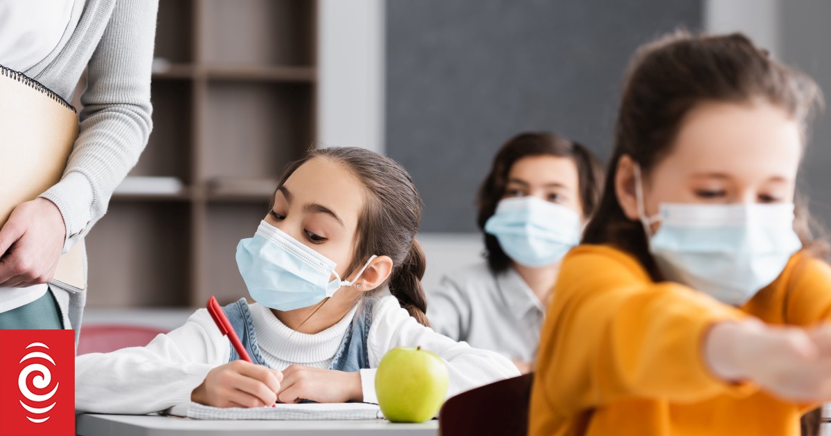 The Panel with Lavina Good and Sam Johnson | RNZ