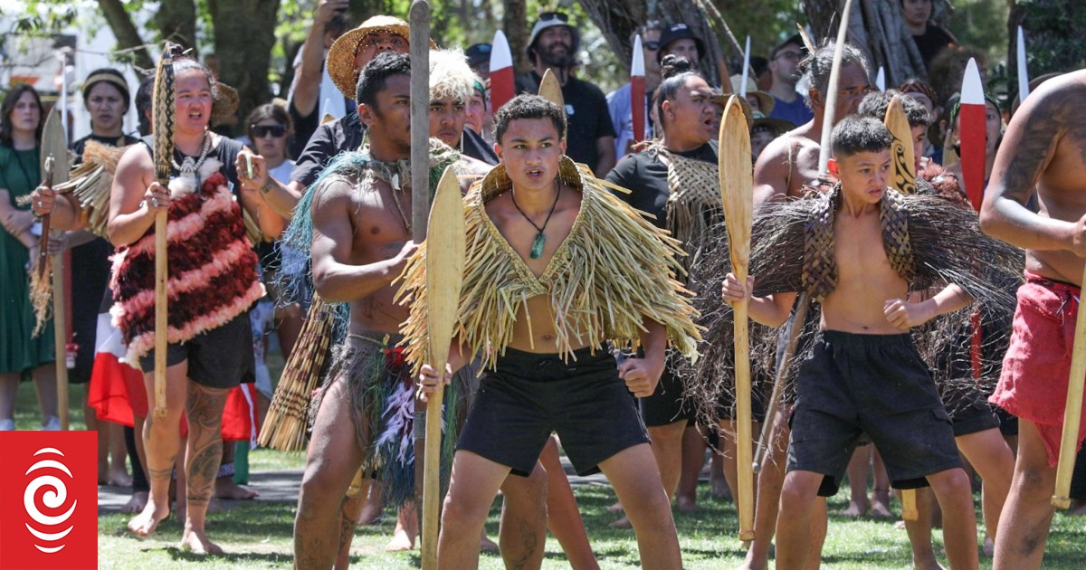 The Panel with Deborah Hart & Simon Pound (Part 2) | RNZ