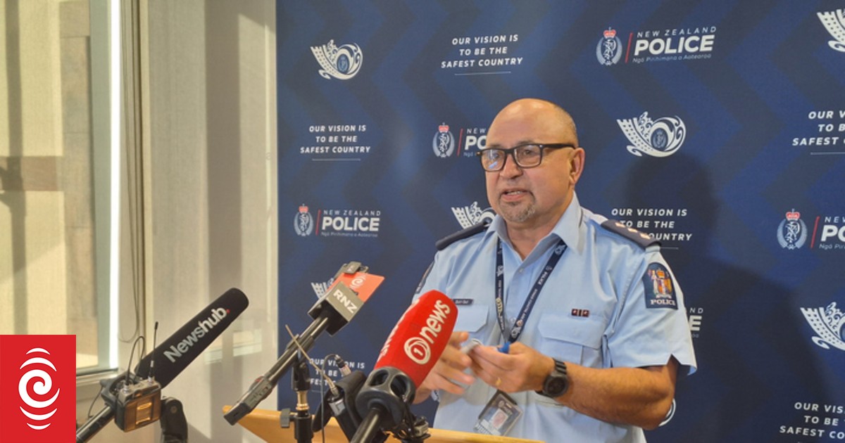 Officers were on scene of Dunedin fatal stabbing within a minute | RNZ News
