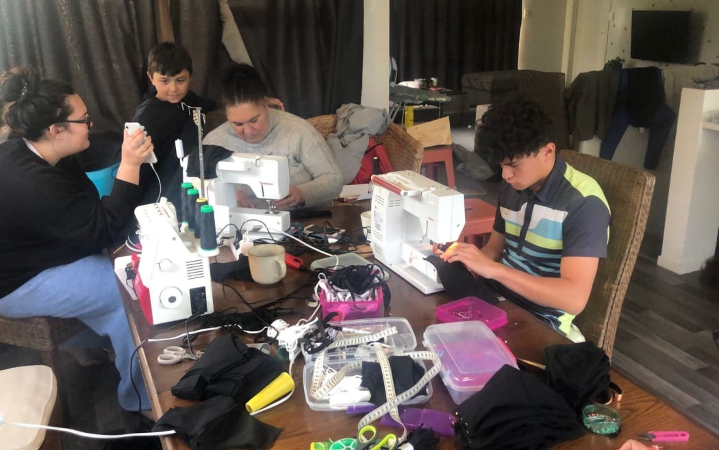 Young golfer's venture into mask-making may have saved a life | RNZ