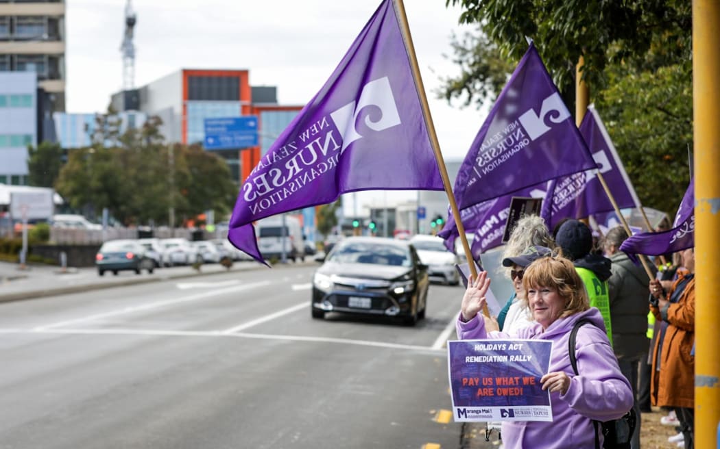 Watch: Nurses demonstrate outside Christchurch Hospital over payment ...