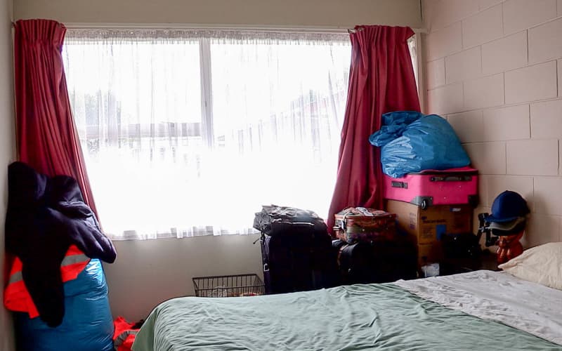 Homeless family faces $100k WINZ debt | RNZ