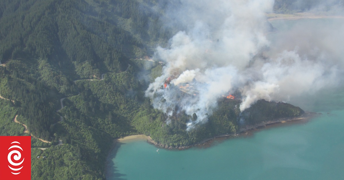 South Island fire contained | RNZ News